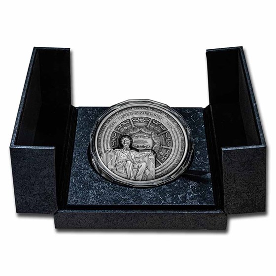 Buy 2022 Samoa 1 kilo Silver Lincoln Memorial Multiple Layer Coin | APMEX